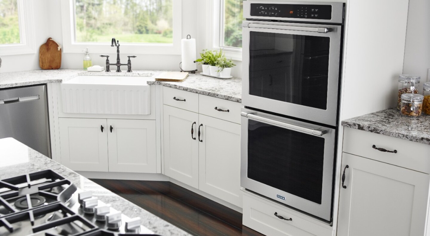 Maximize Oven Space & Cook a Variety of Dishes | Maytag
