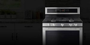 Shop Oven Ranges | Electric and Gas | Maytag
